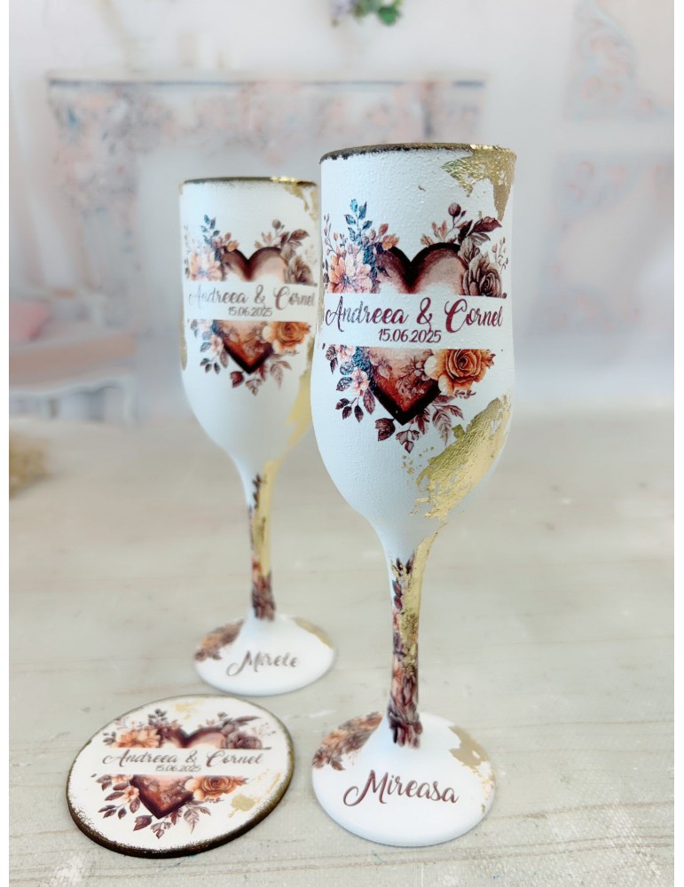 Pahare nunta personalizate pentru miri si nasi cu nuante mocha mousse ...